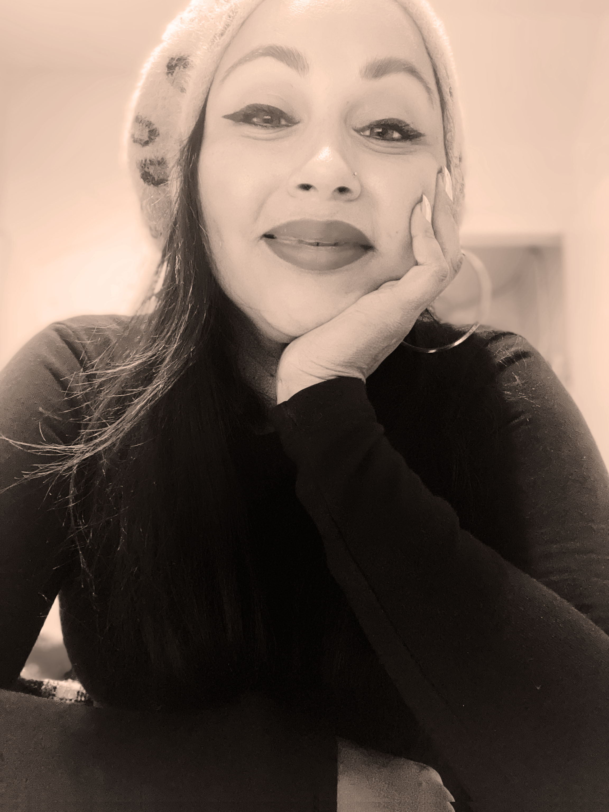 ABOUT – FELICIA GONZALEZ CREATIVE